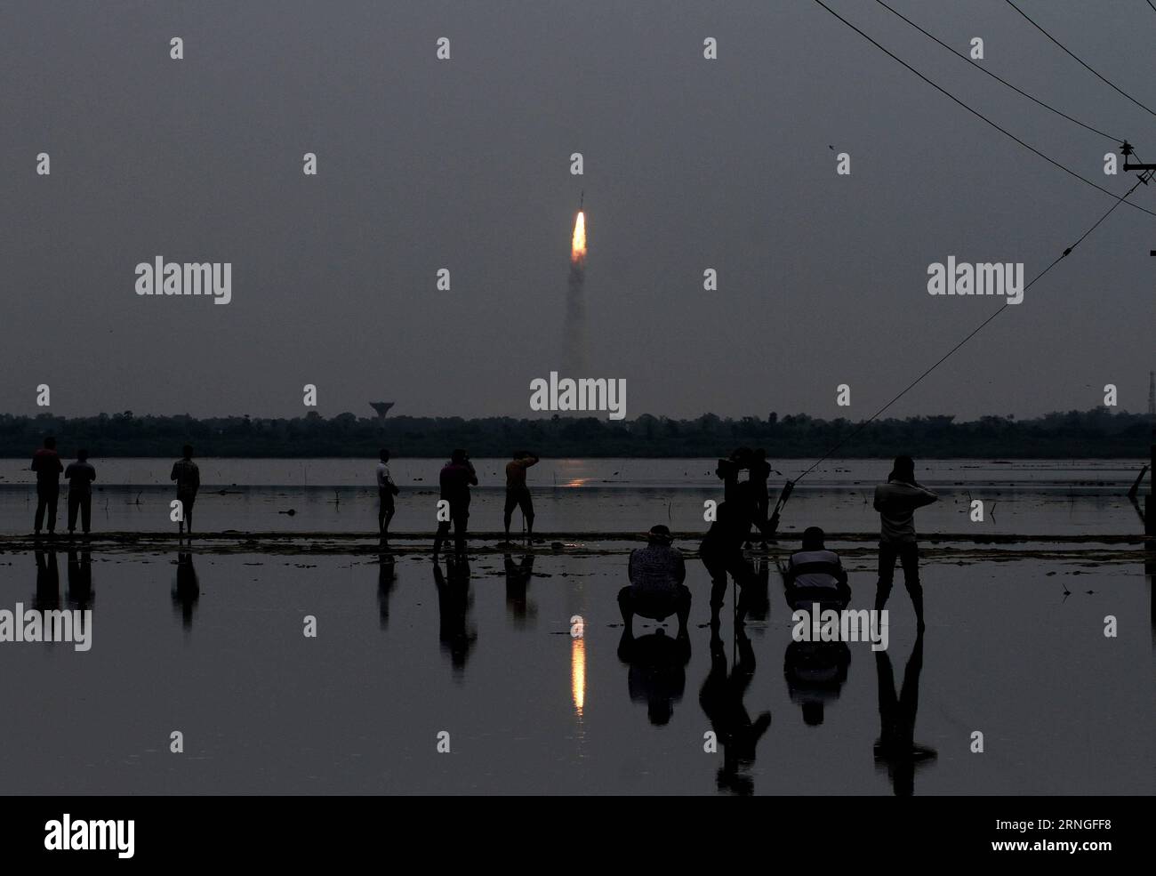 (160926) -- SRIHARIKOTA, Sept. 26, 2016 -- Photo taken on Sept. 26 ...