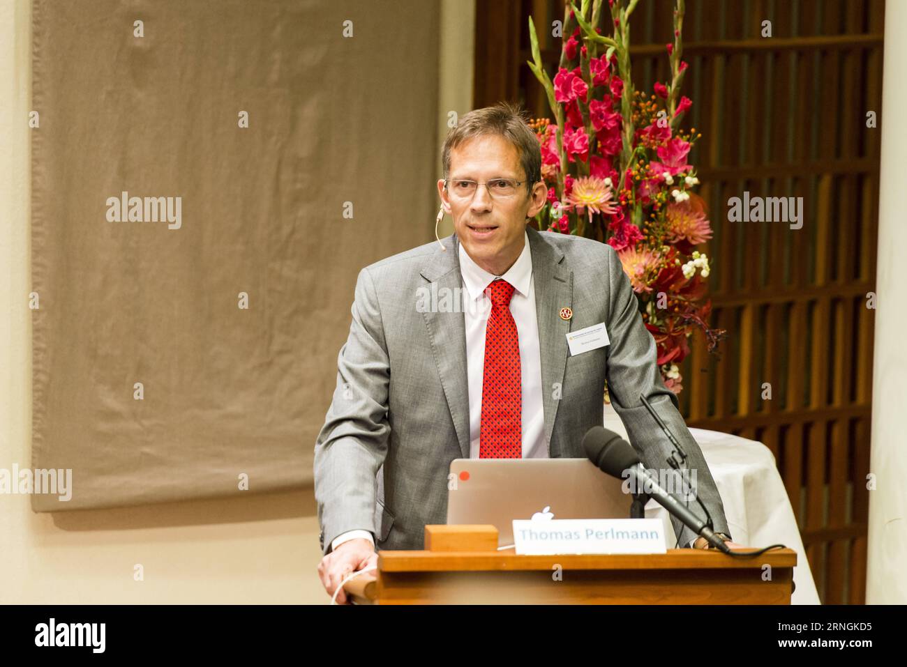 Autophagy hi-res stock photography and images - Alamy