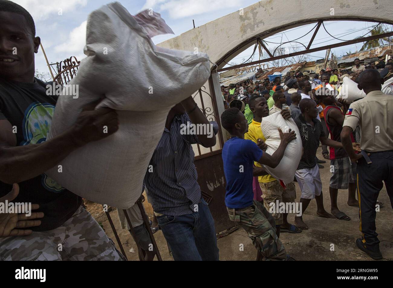 2016 haiti hurricane aftermath hi-res stock photography and images - Alamy