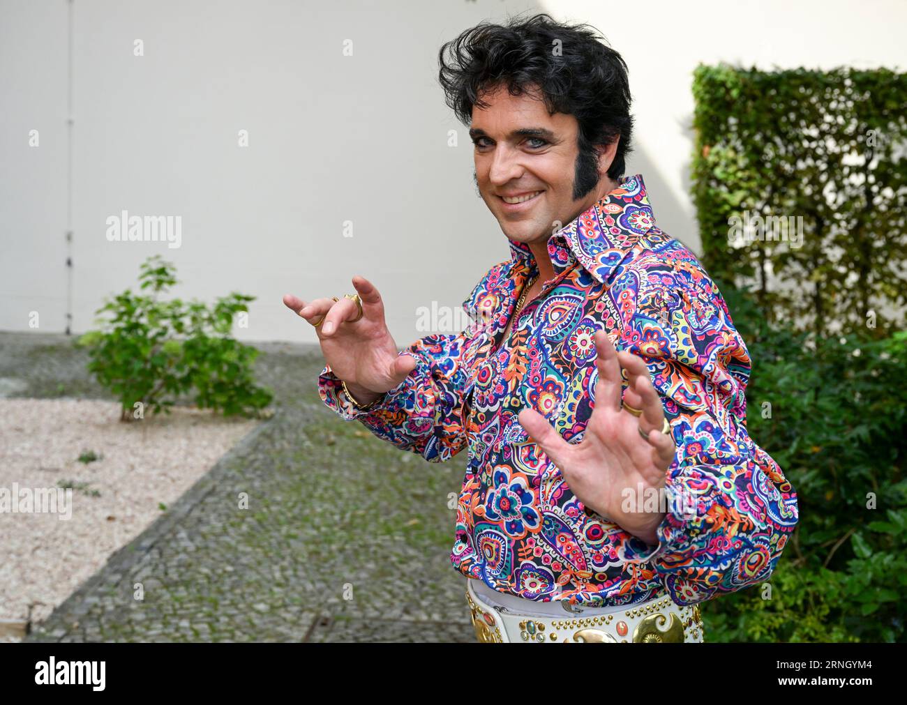 Berlin, Germany. 01st Sep, 2023. Elvis performer Nils Strassburg at the ...