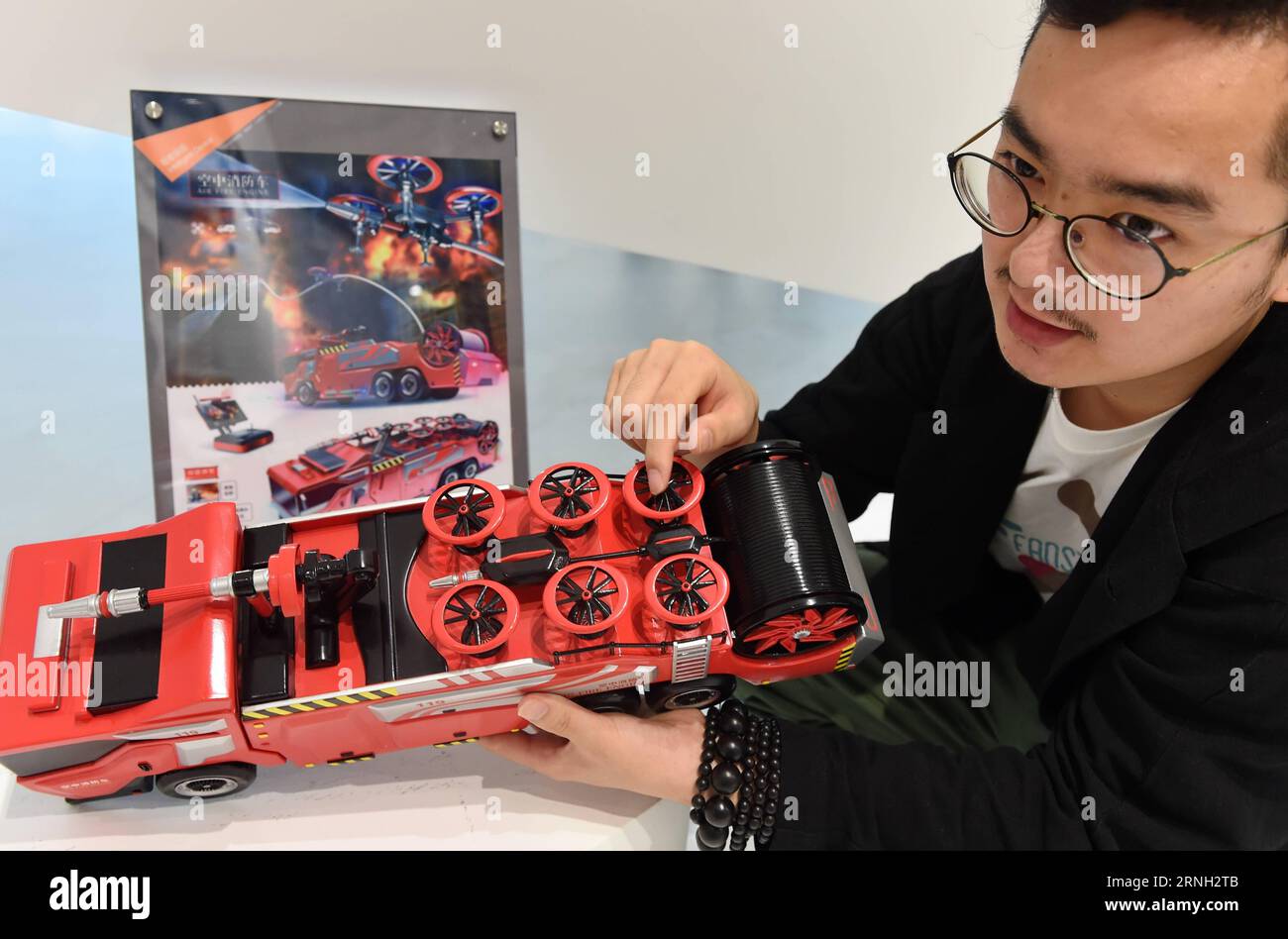 Wsw design hi-res stock photography and images - Alamy