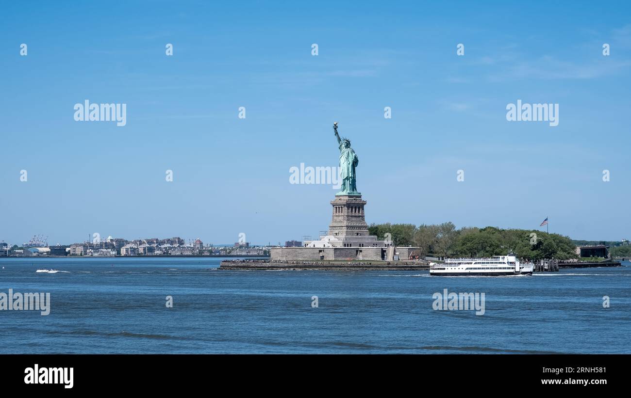 View of the Statue of Liberty, a colossal neoclassical sculpture on ...