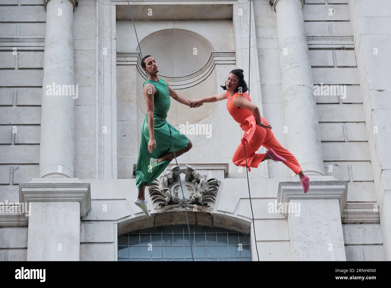 London, UK. 1st September, 2023. Vertical dance company Bandaloop perform Resurgam for the ...
