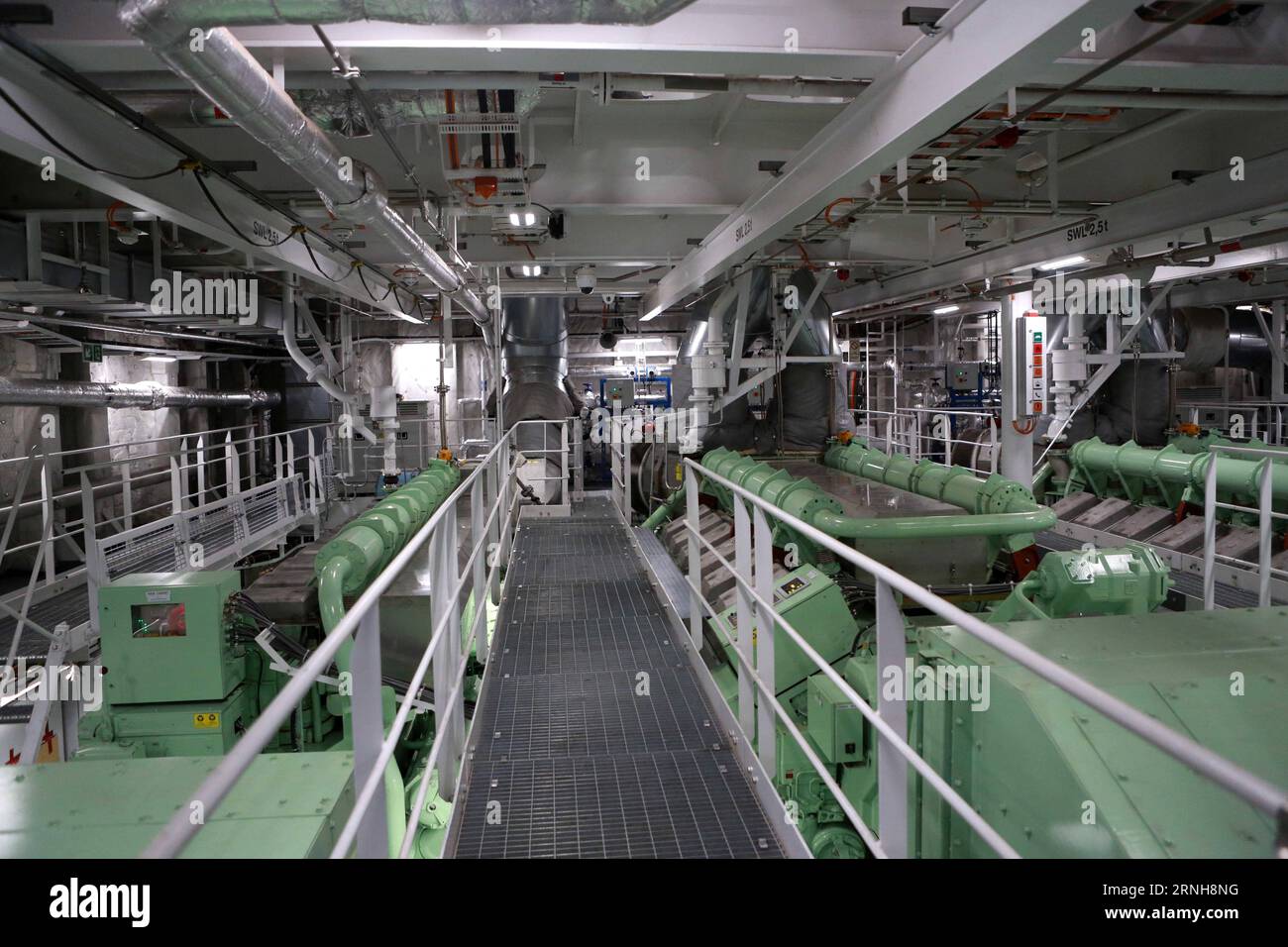 Engineroomof hi-res stock photography and images - Alamy