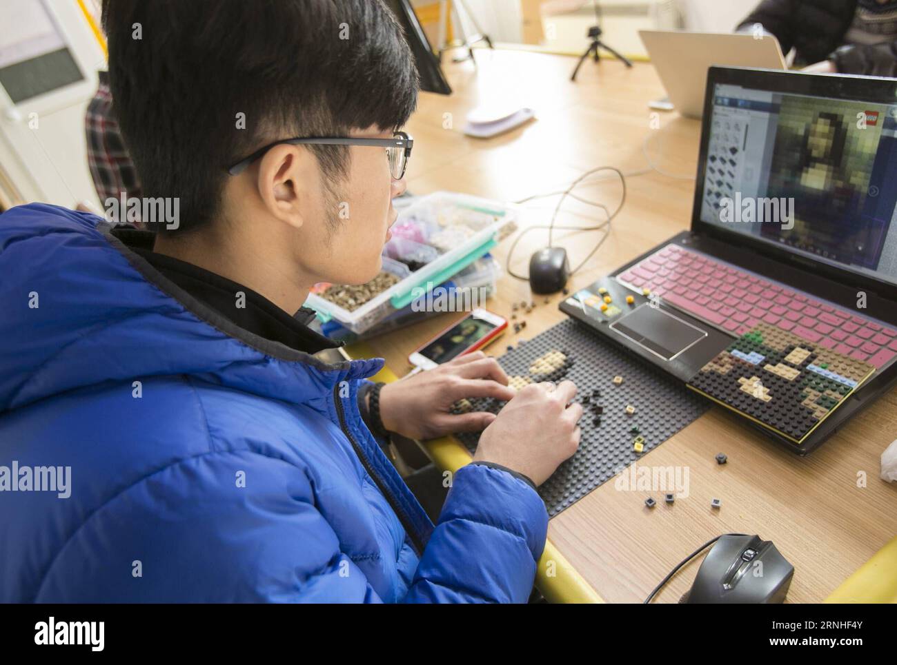 Huang haitao hi-res stock photography and images - Alamy