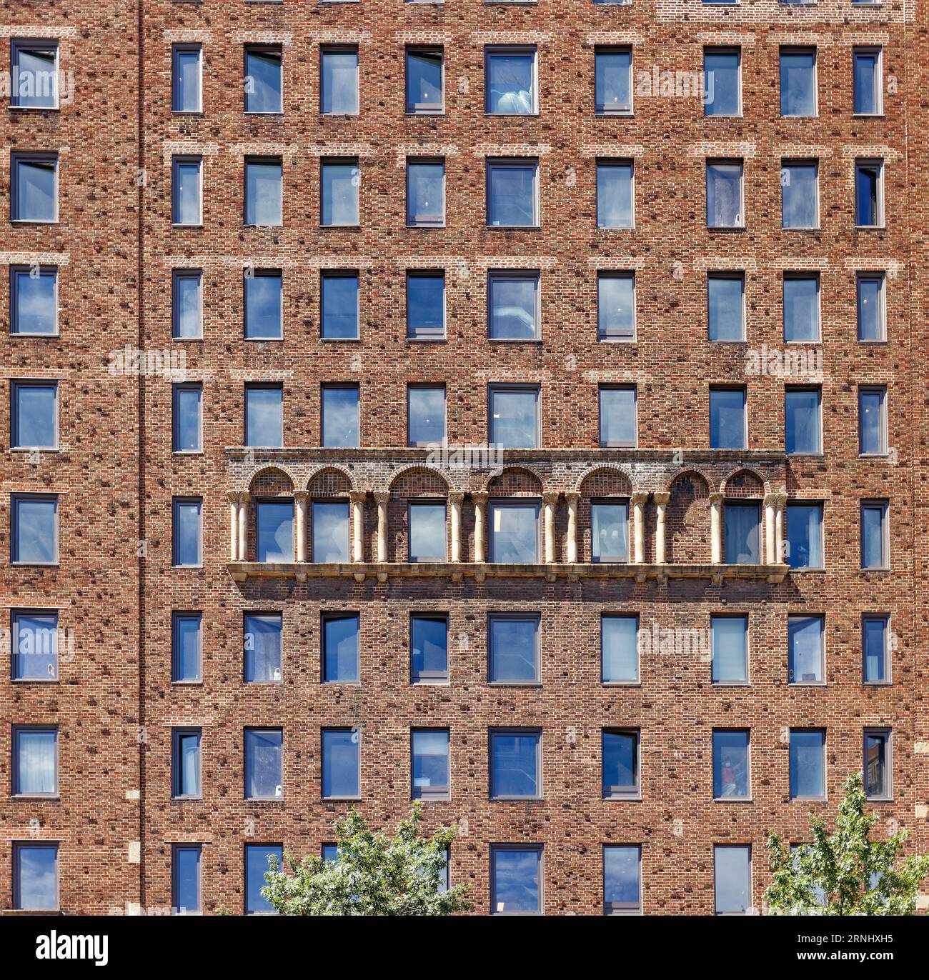 201 west 77th st hi-res stock photography and images - Alamy