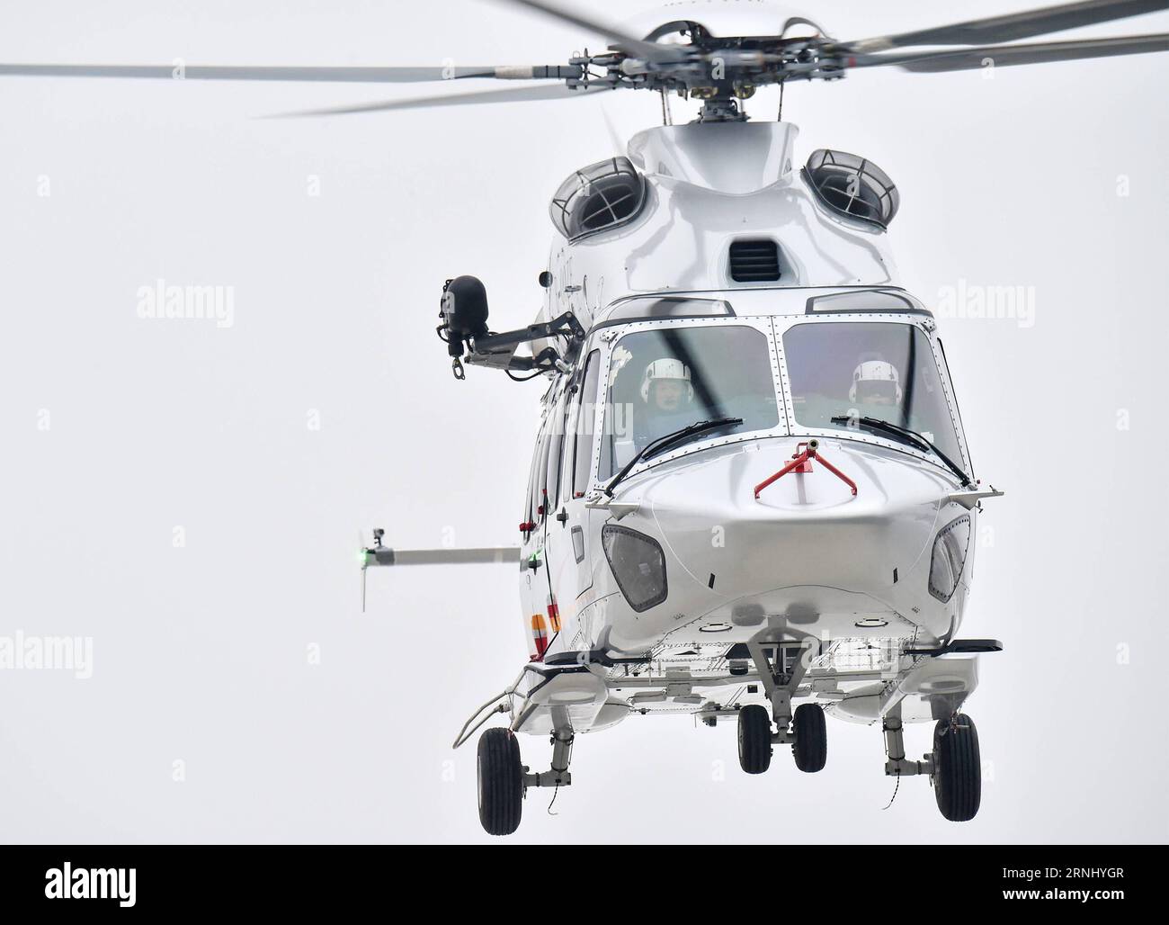 (161220) -- HARBIN, Dec. 20, 2016 -- Photo taken on Dec. 20, 2016 shows the AC352 civil ...