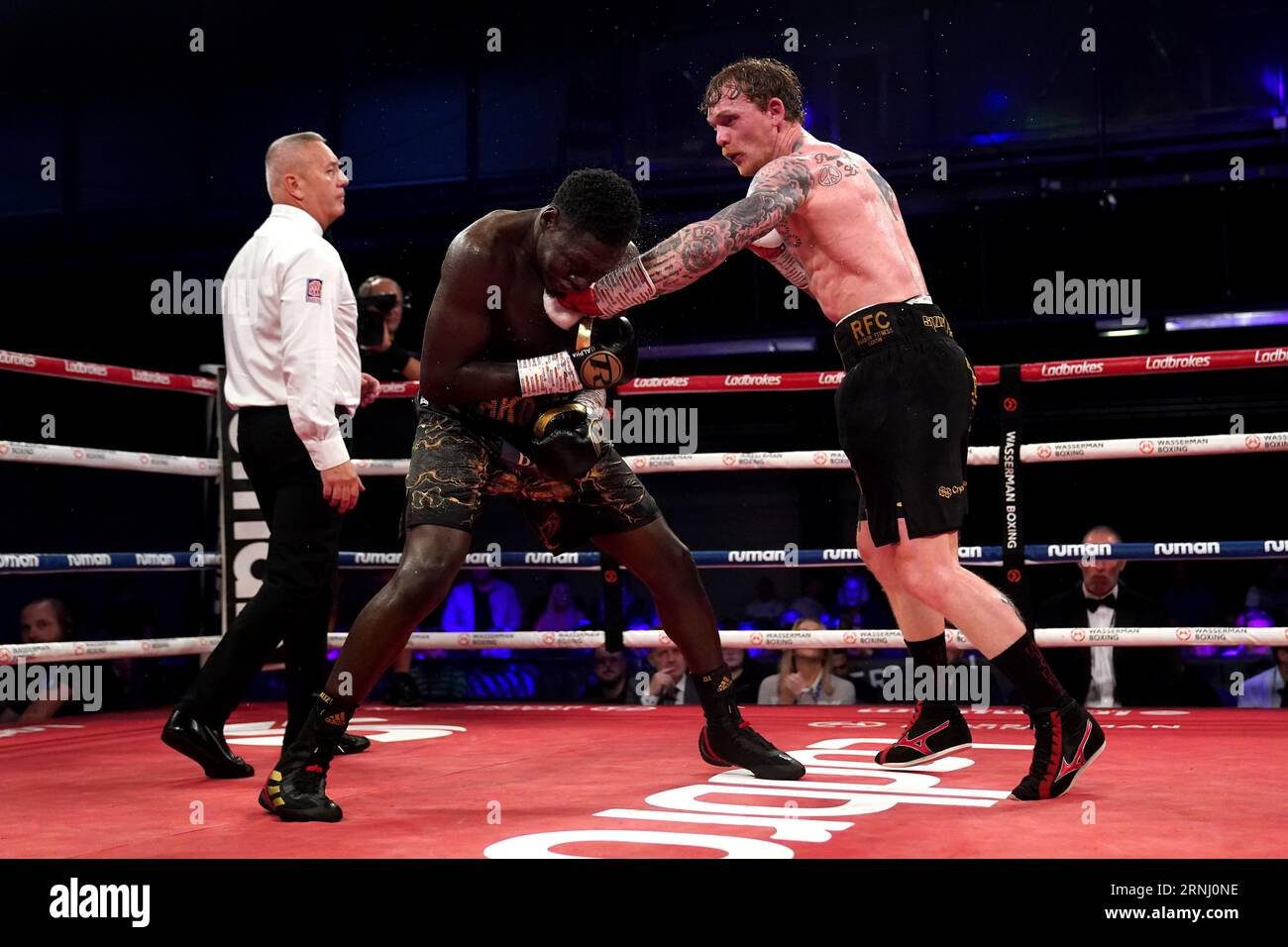 Mason Cartwright (right) strikes Samuel Antwi in the BBBofC British ...