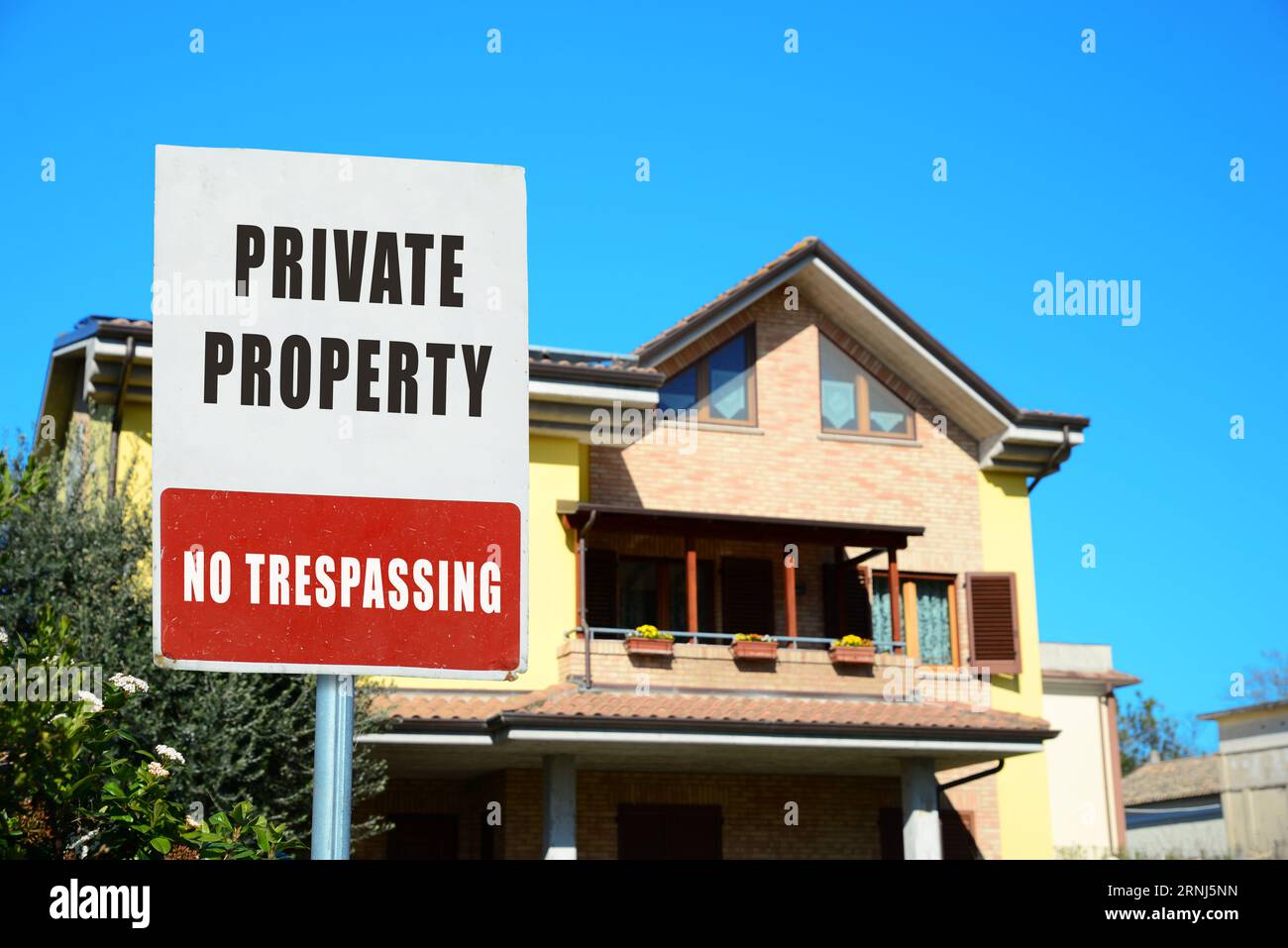 Symbol signal attention house building hi-res stock photography and ...