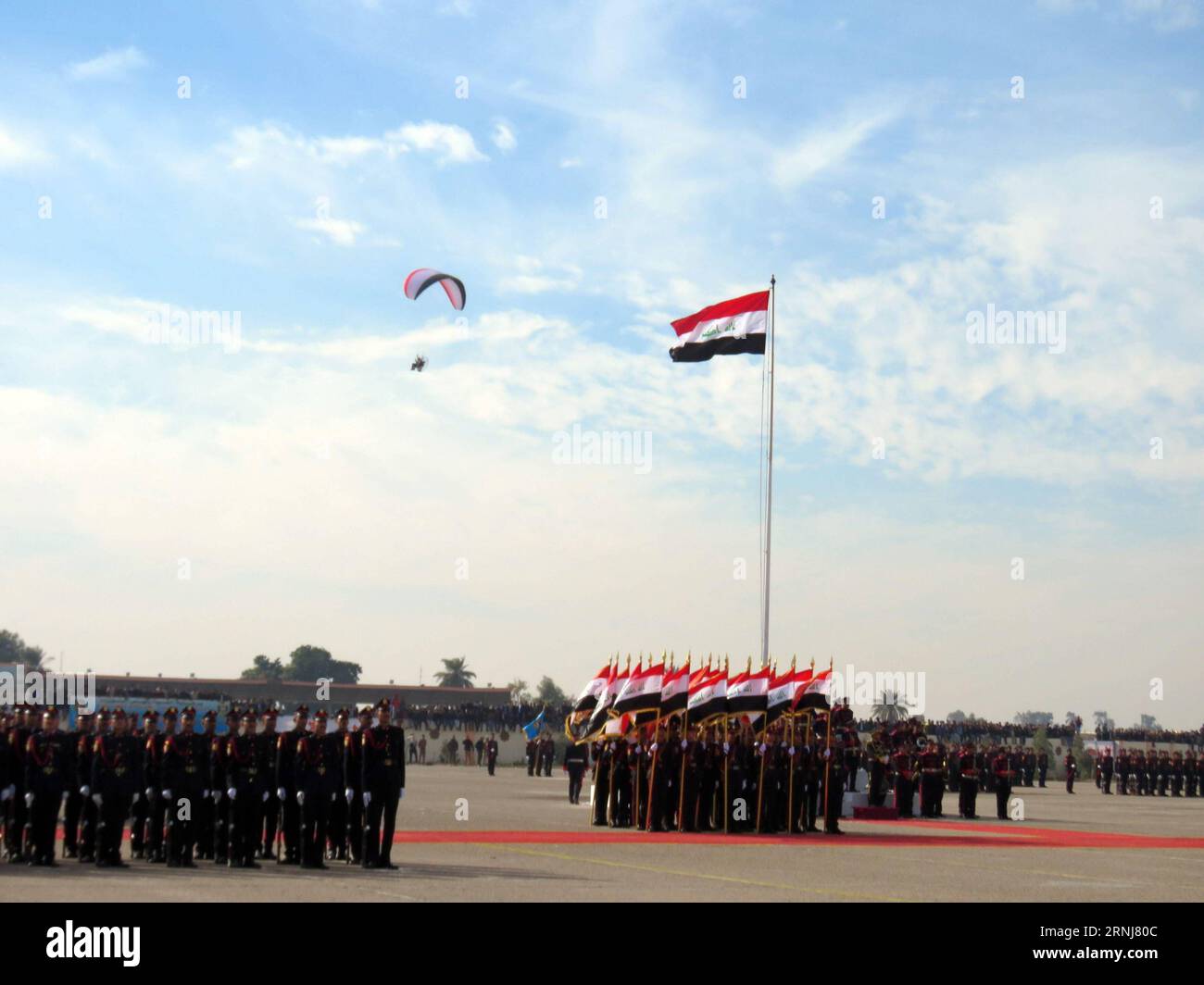 (170106) -- BAGHDAD, Jan. 6, 2017 -- Iraqi army cadets parade during a ...