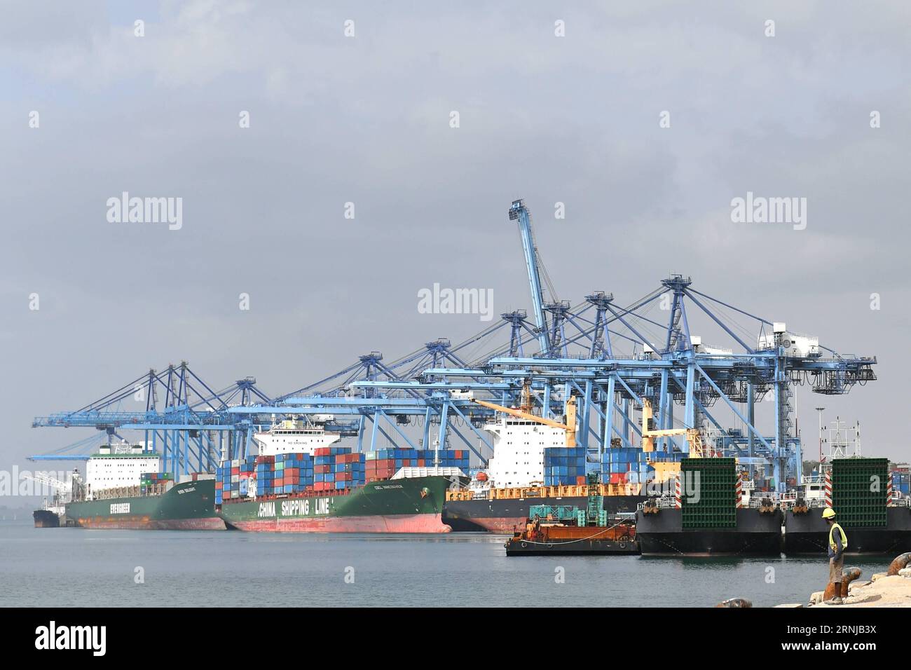 (170113) -- MOMBASA, Jan. 13, 2017 -- Photo taken on Jan. 9, 2017 shows ...