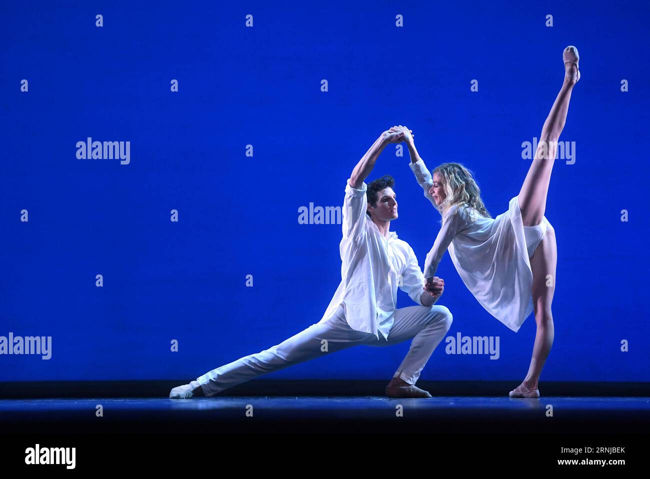 Paris opera ballet hi-res stock photography and images - Alamy