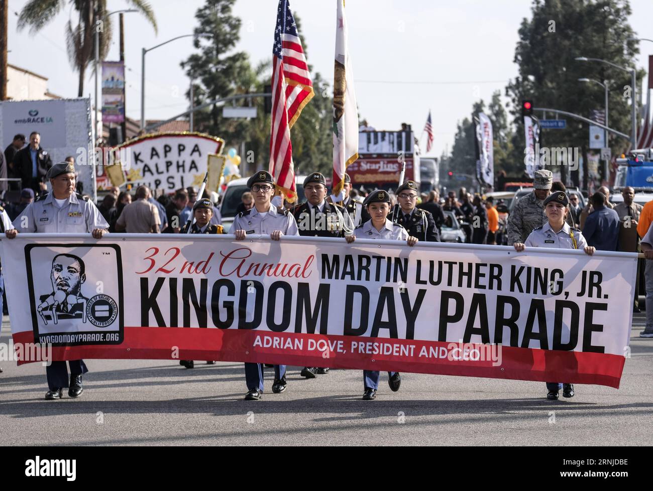 170117 Los Angeles Jan 16 2017 People Take Part In The 32nd