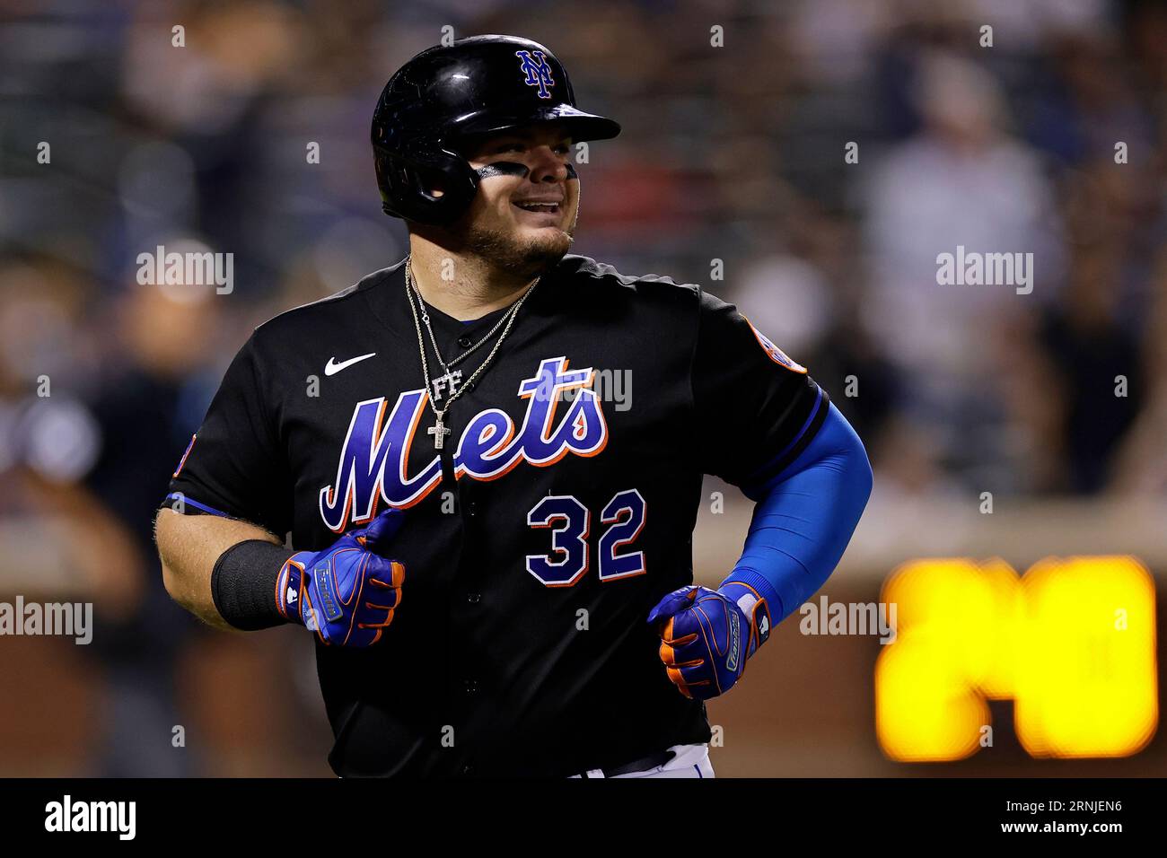 New York Mets designated hitter Daniel Vogelbach (32) reacts against ...