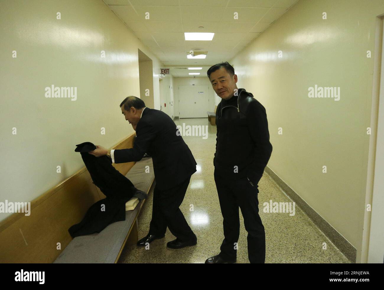 Possession of a weapon hi-res stock photography and images - Alamy