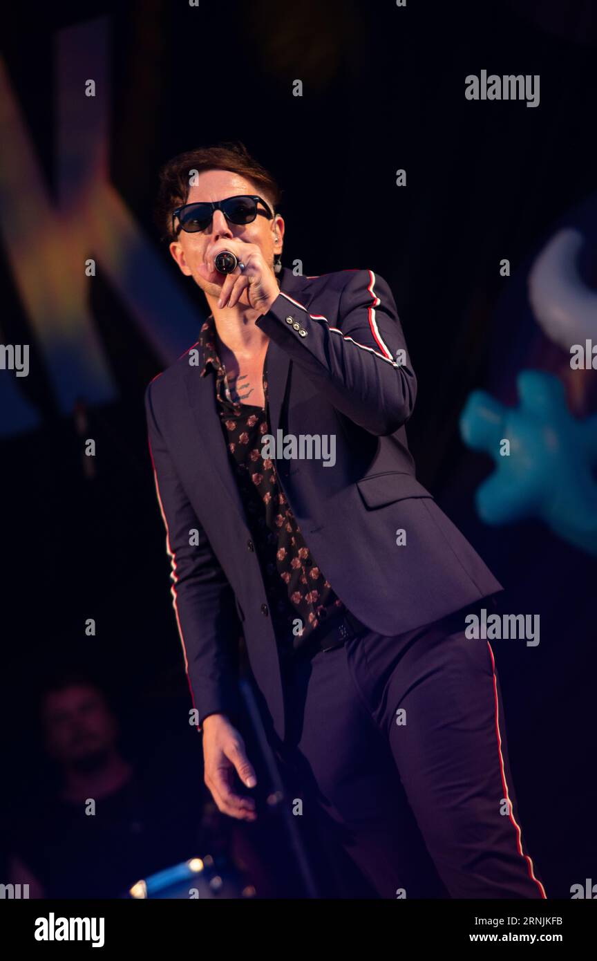 Apollojunctionband hi-res stock photography and images - Alamy