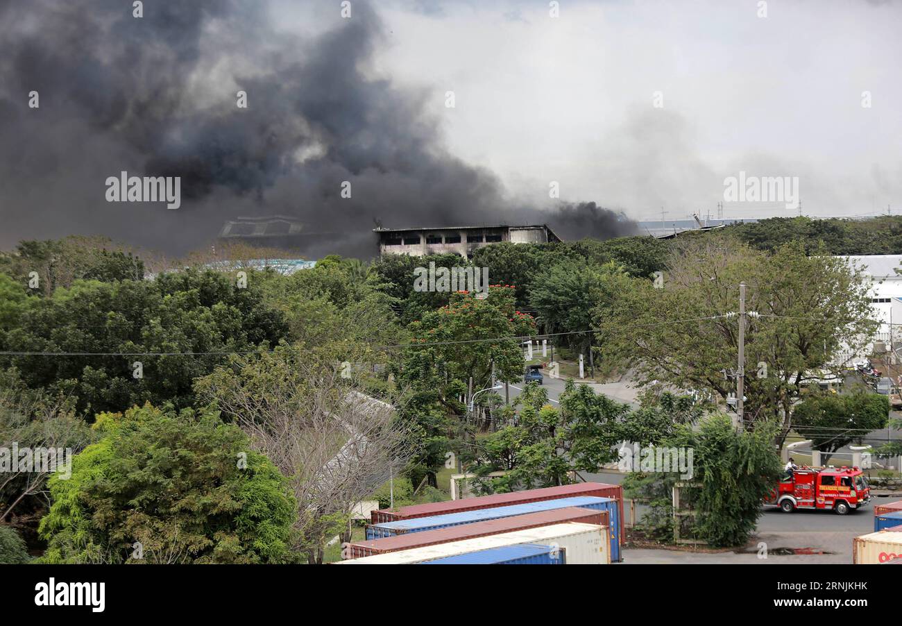 Philippines factory smoke hi-res stock photography and images - Alamy