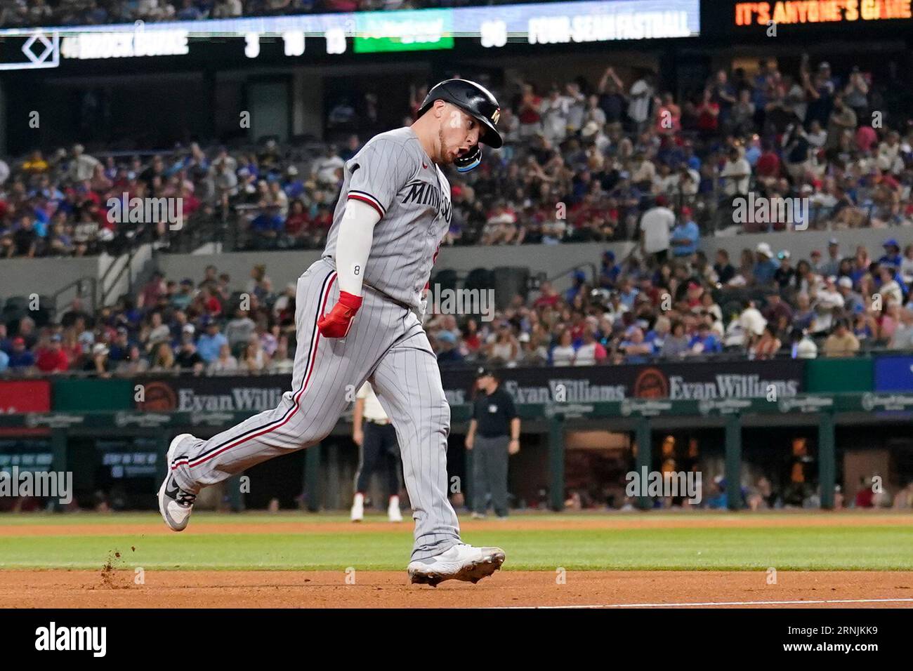 Minnesota Twins' Christian Vazquez celebrates after his solo home run ...