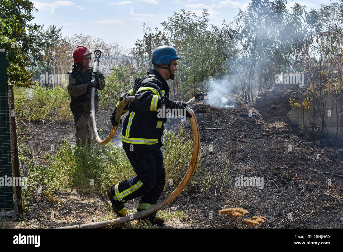 Fire service strikes hi-res stock photography and images - Alamy