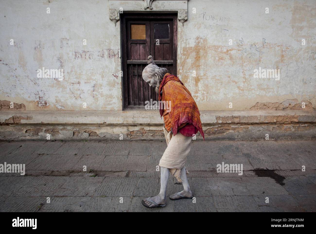 Sadhu walks hi-res stock photography and images - Alamy
