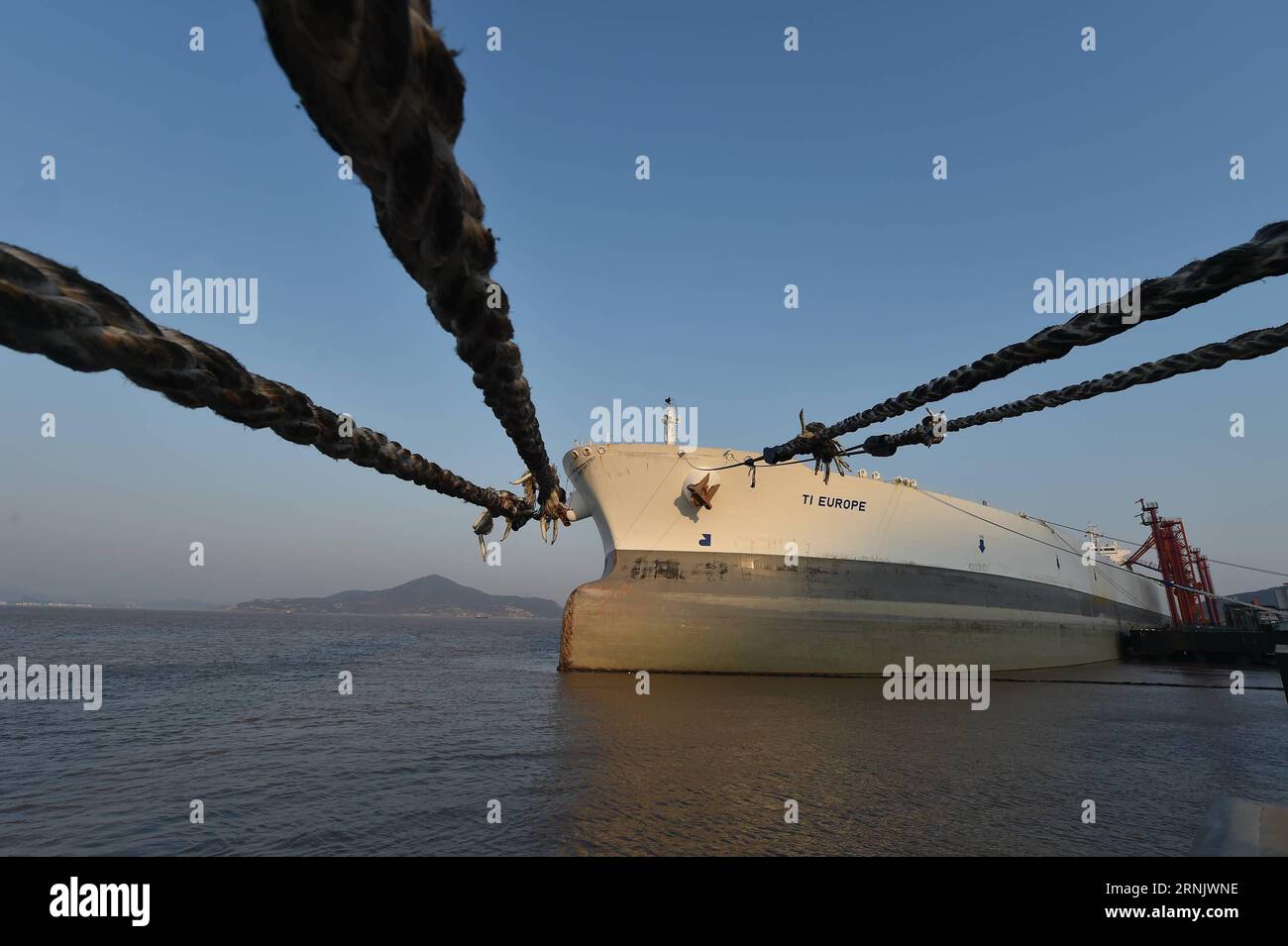 Supertanker ti europe hi-res stock photography and images - Alamy