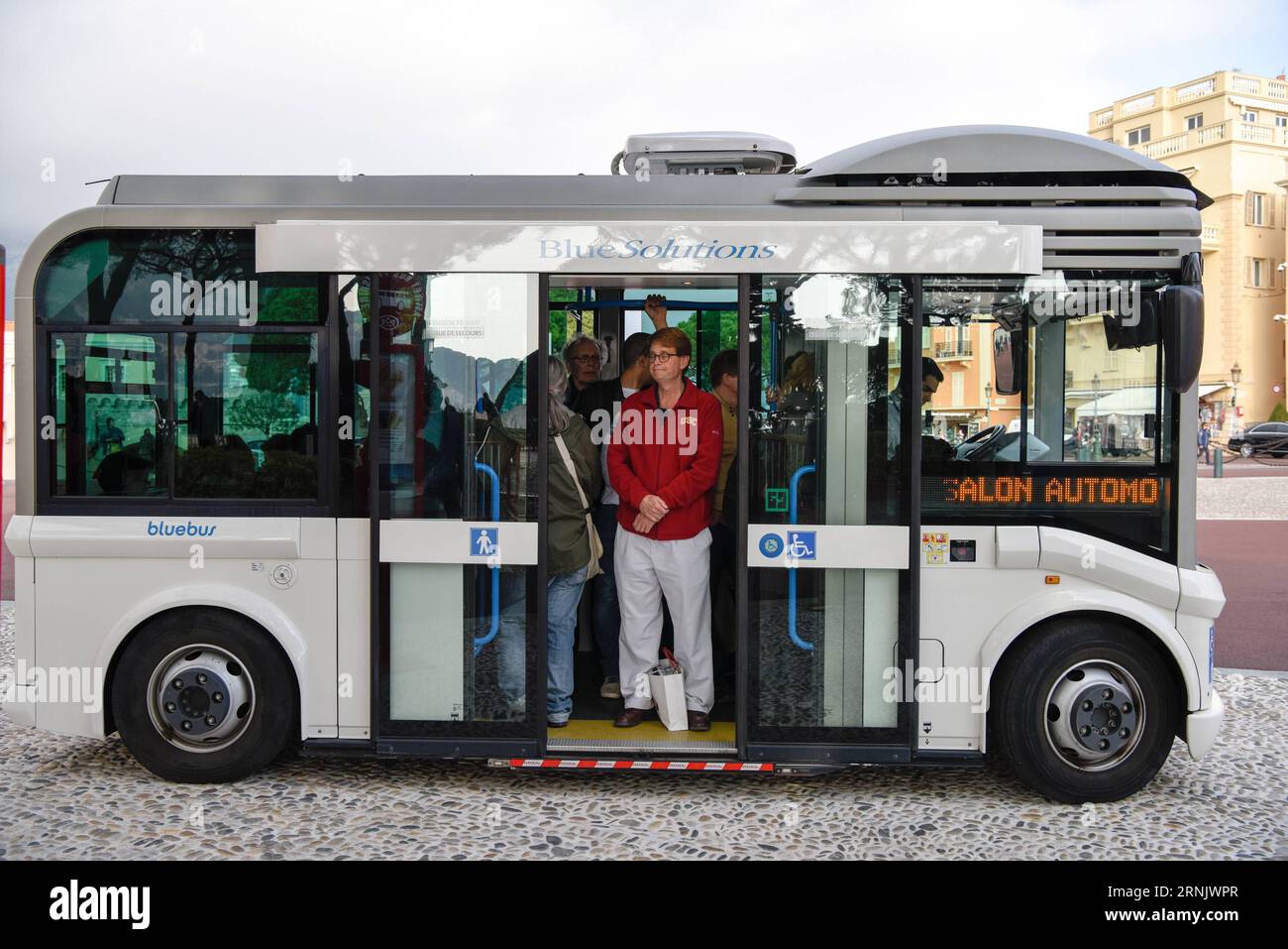 1st car shuttle hi-res stock photography and images - Alamy