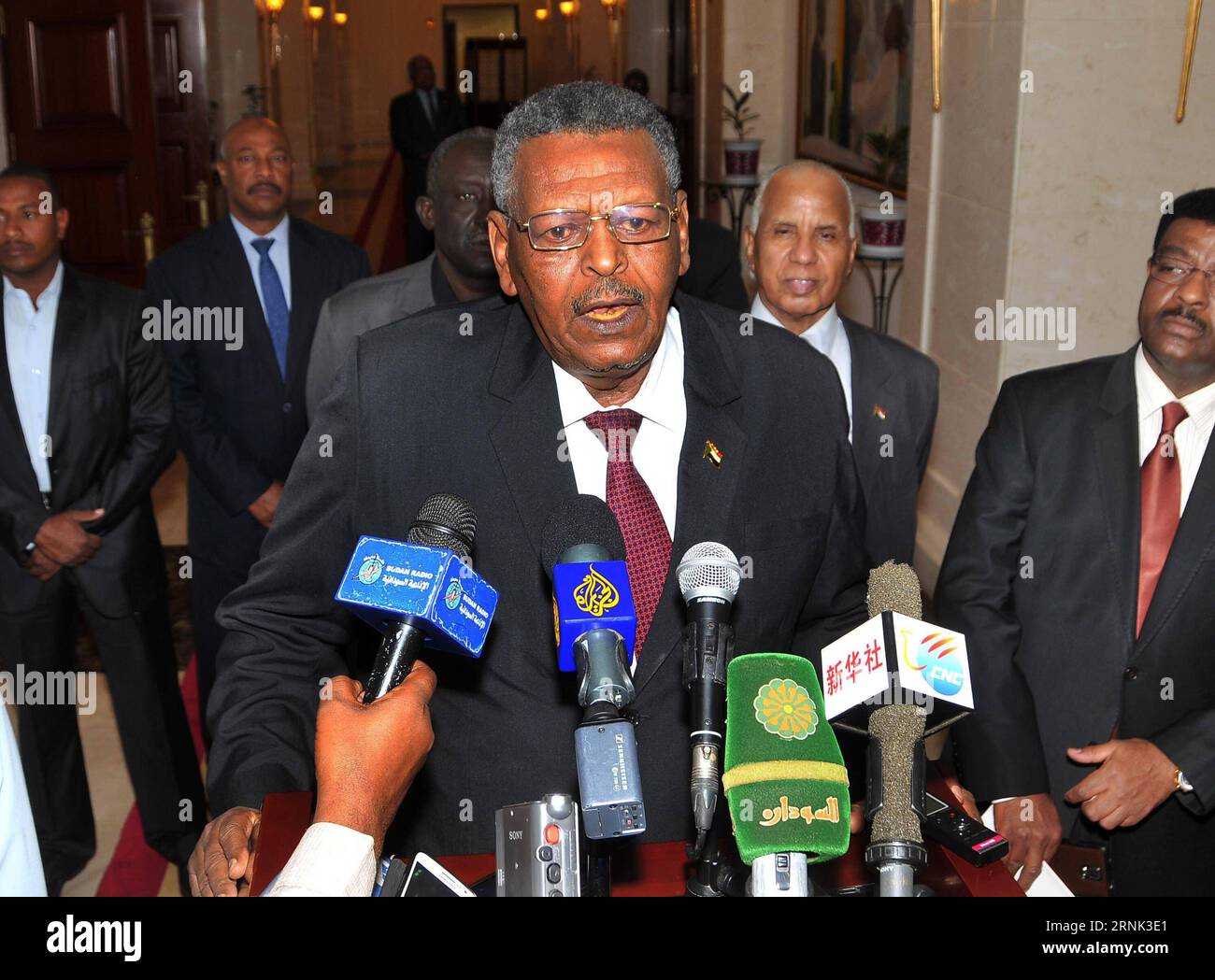 Sudanese prime minister bakri hassan saleh hi-res stock photography and ...
