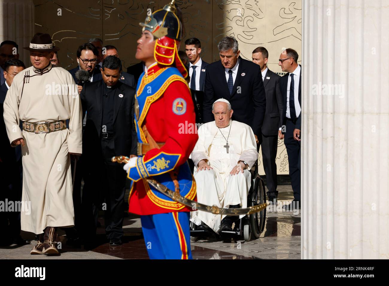 Pope Francis attends a welcome ceremony with Mongolian President ...
