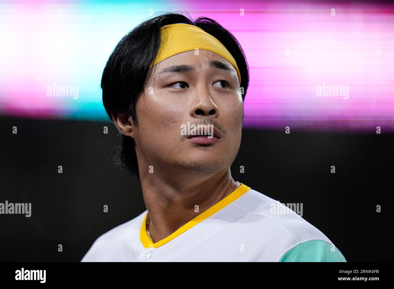 San Diego Padres' Ha-Seong Kim reacts as he walks back to the dugout ...