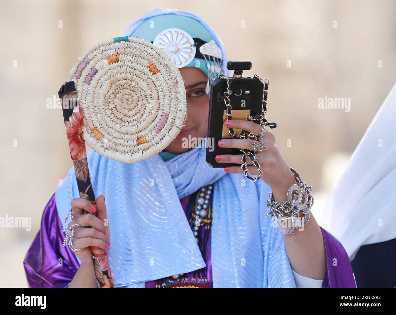 Tripoli libya woman traditional dress hi-res stock photography and ...