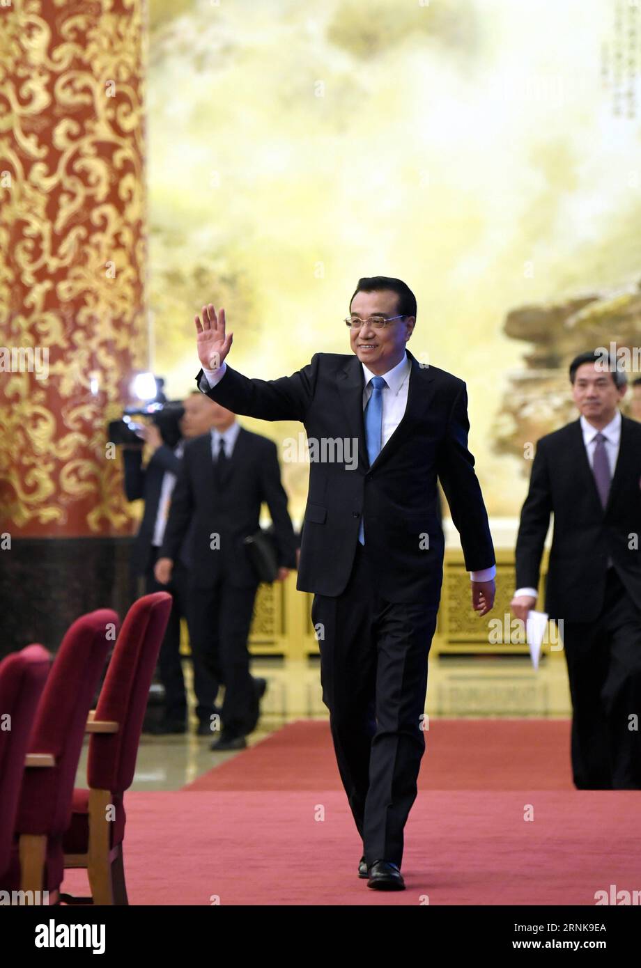 Kqiang press hi-res stock photography and images - Alamy