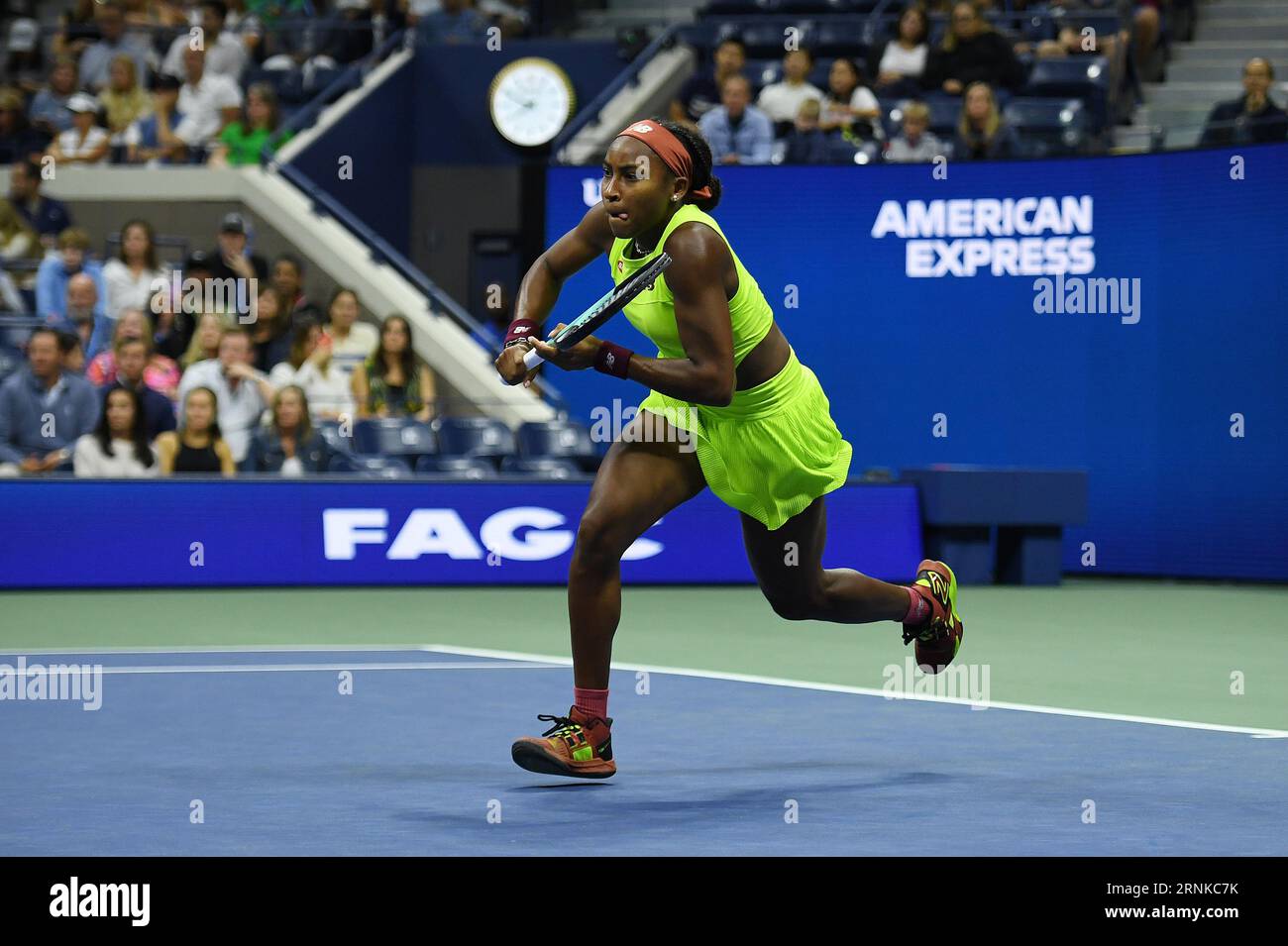 Coco gauff forehand hi-res stock photography and images - Alamy