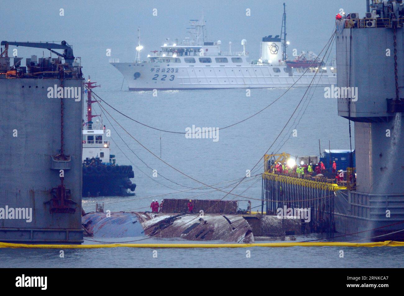 Wrack geborgen hi-res stock photography and images - Alamy