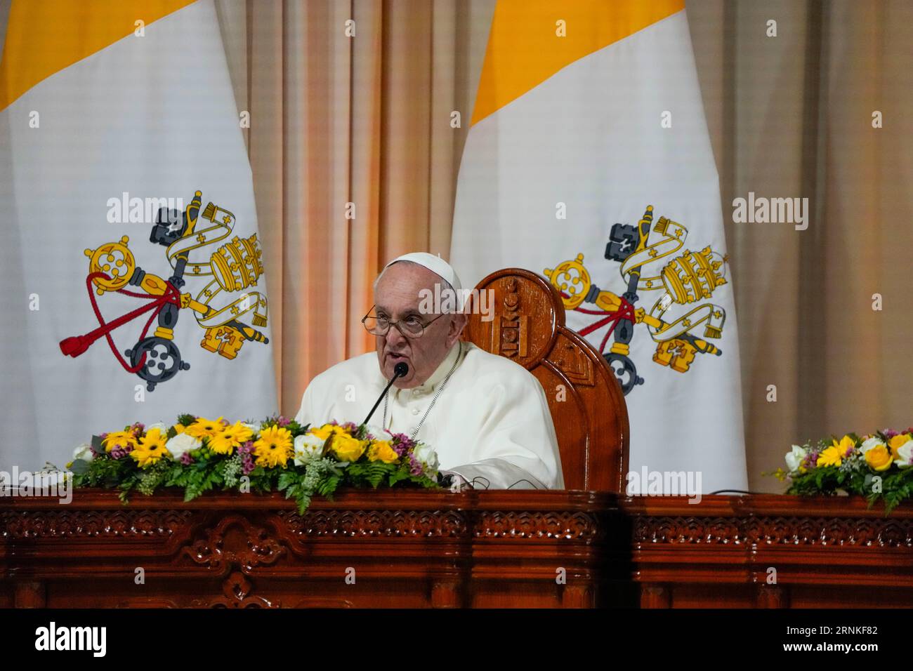 Pope Francis speaks during a meeting with Mongolian authorities ...
