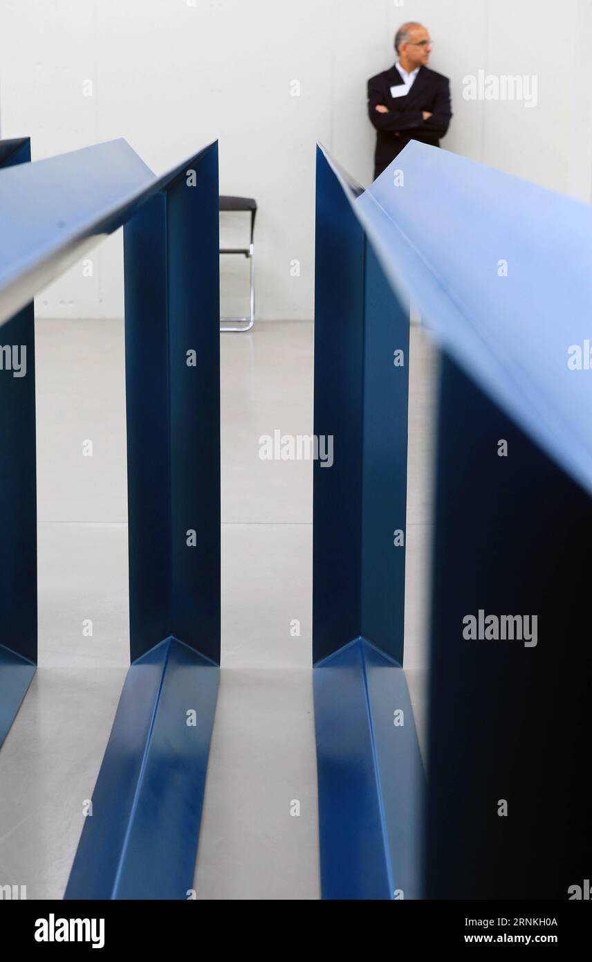 Primary structures hi-res stock photography and images - Alamy