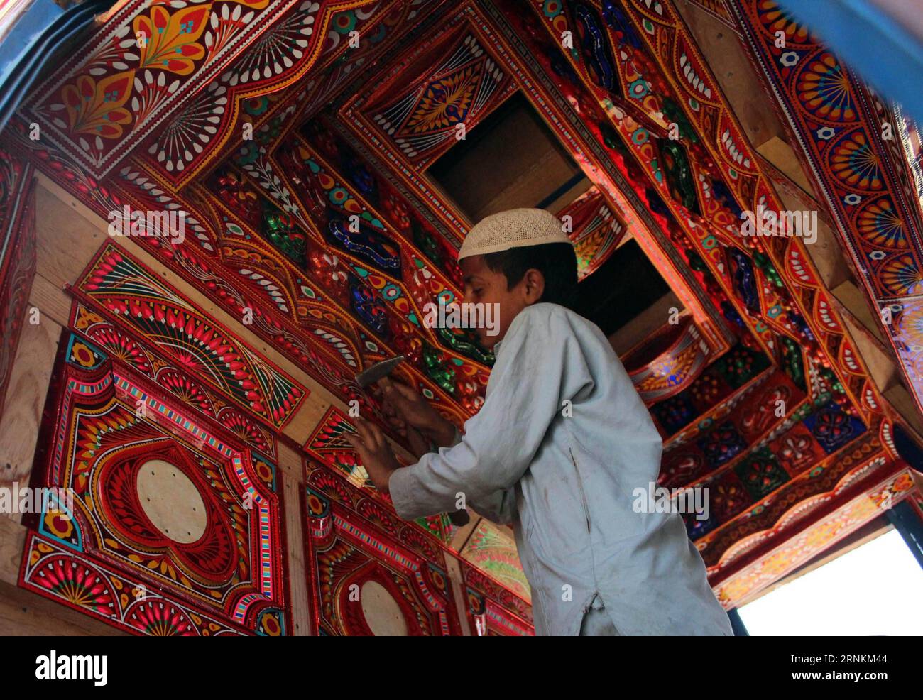 Truck art in peshawar hi-res stock photography and images - Alamy