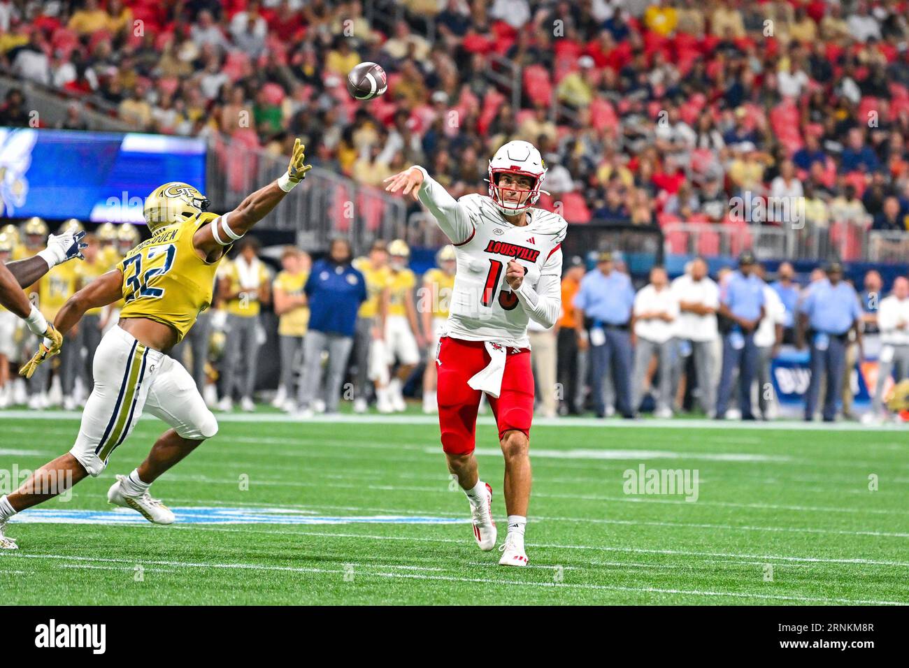 ATLANTA, GA – SEPTEMBER 01: Louisville quarterback Jack Plummer (13 ...