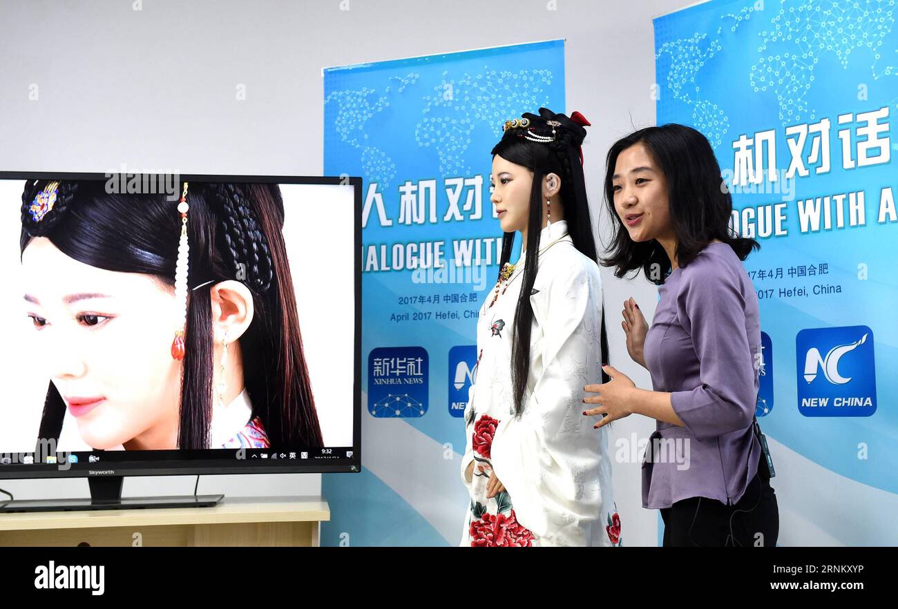 Kevin kelly editor hi-res stock photography and images - Alamy