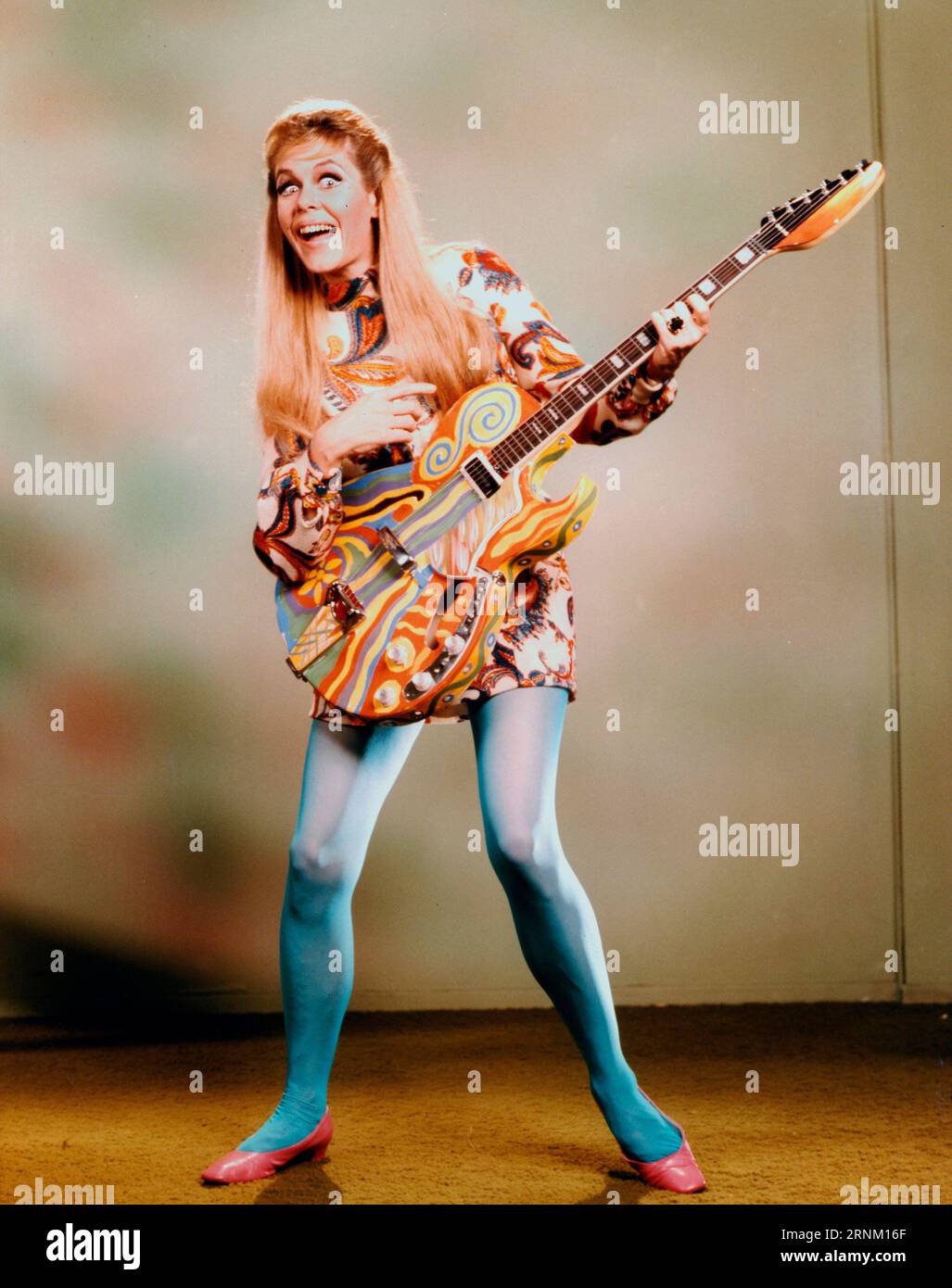 Bewitched TV Series 1964-1972 Stock Photo - Alamy
