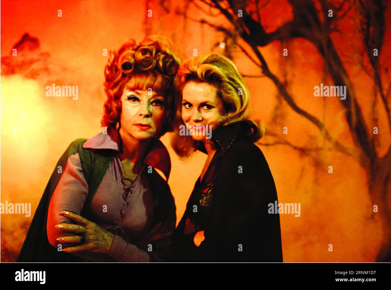 Bewitched TV Series 1964-1972 Stock Photo - Alamy