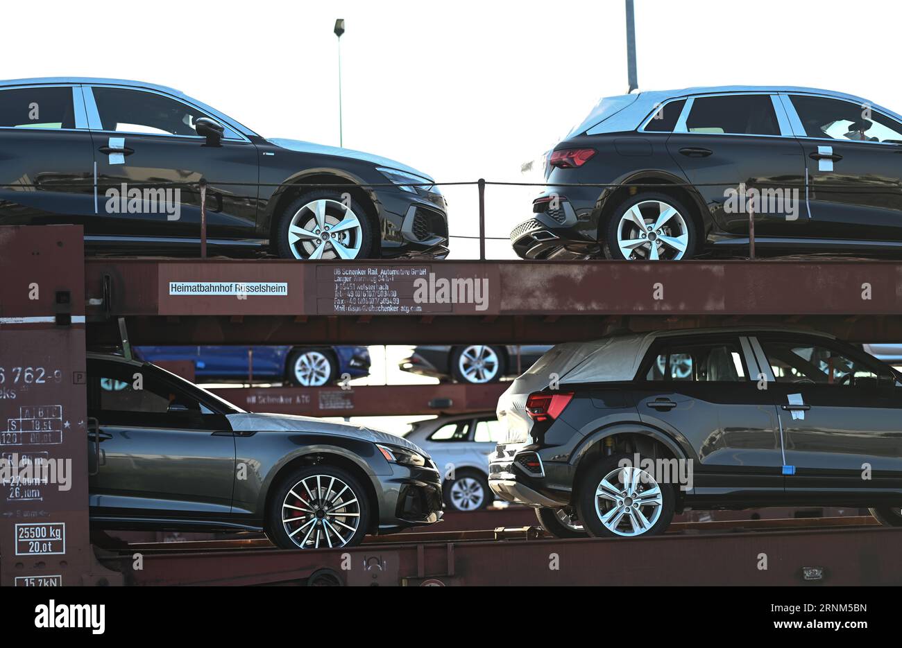 Emden car export hi-res stock photography and images - Alamy