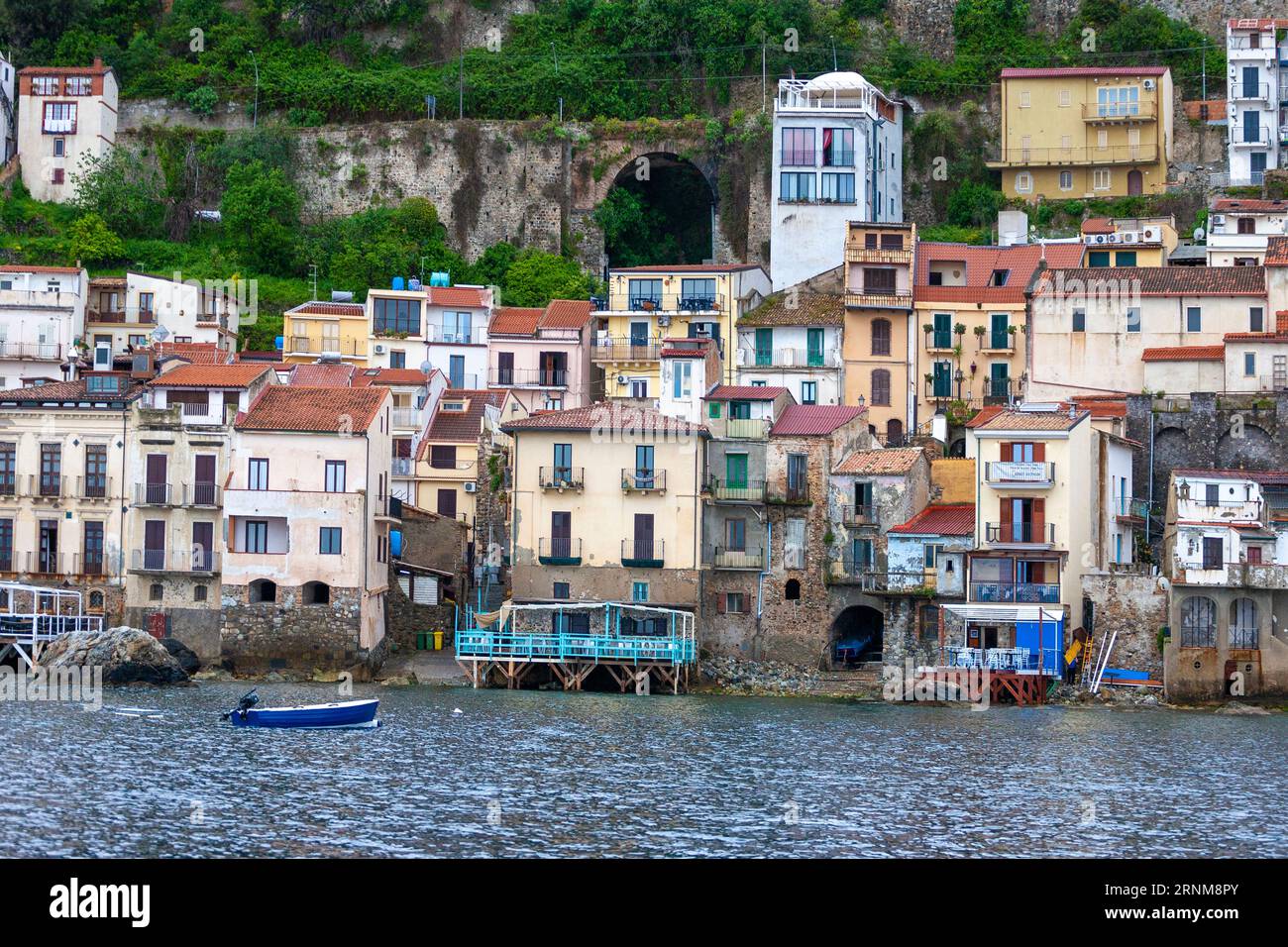 The pretty little fishing village of Chianalea di Scilla, Calabria ...