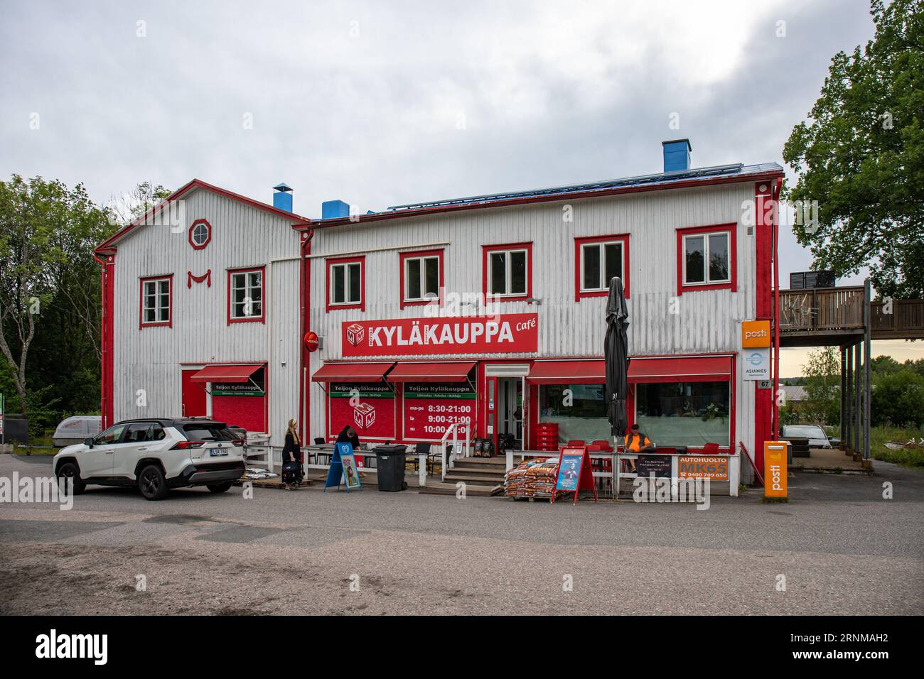 Village countries hi-res stock photography and images - Alamy