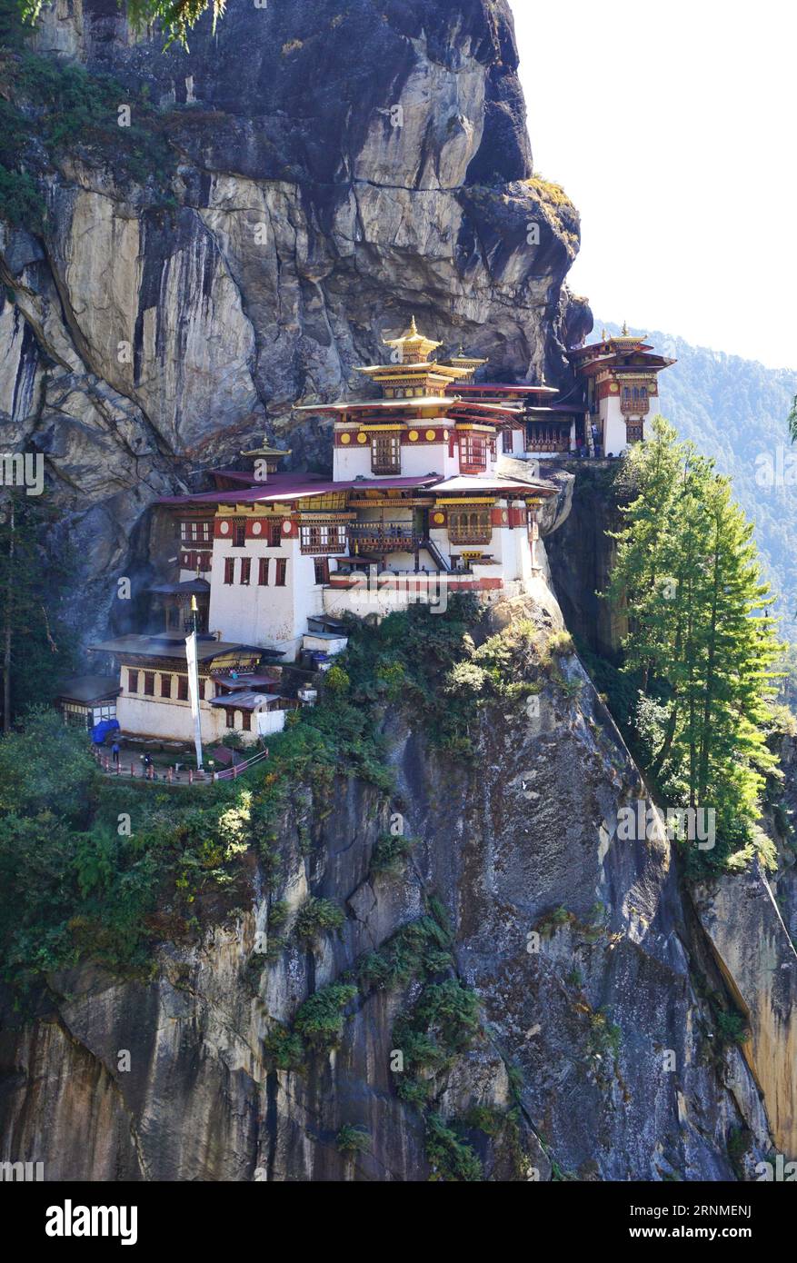 Taktsang monastery mountain architecture hi-res stock photography and ...