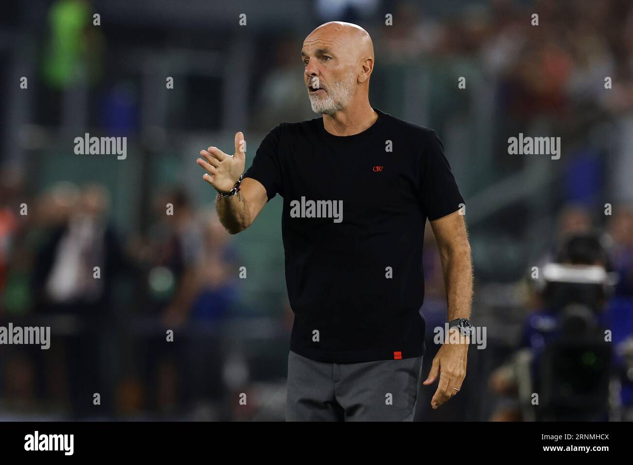 Milan’s Italian coach Stefano Pioli gesticulate during the Serie A ...
