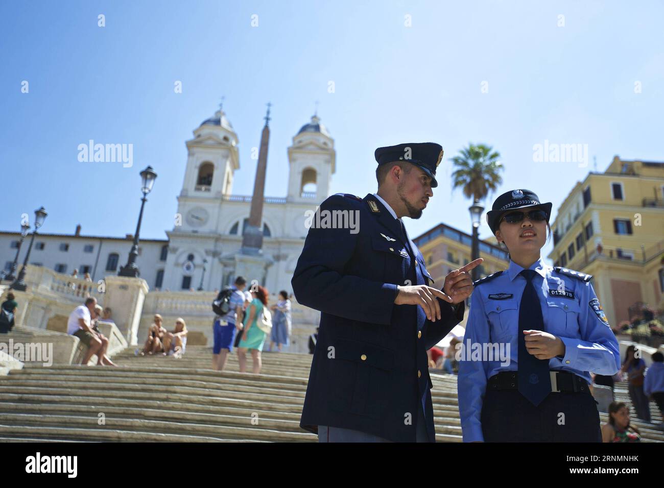 Italian police officer hi-res stock photography and images - Alamy