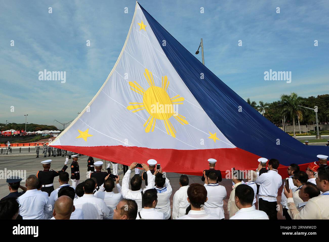 Philippine flag ceremony hi-res stock photography and images - Alamy