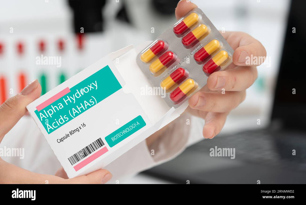 Alpha Hydroxy Acids (AHAs): Group of exfoliating acids that improve ...