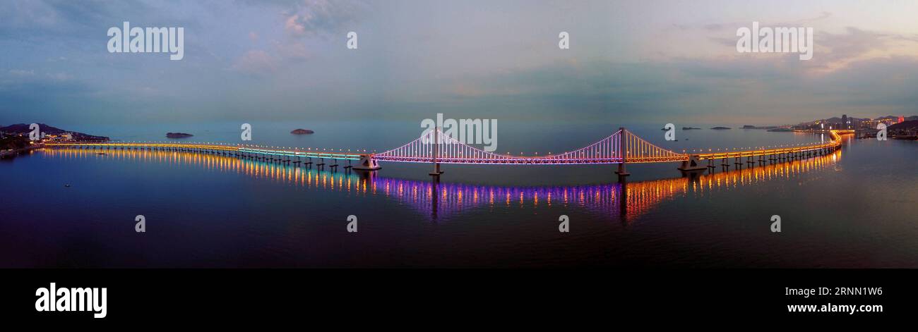 Dalian china bridge hi-res stock photography and images - Alamy