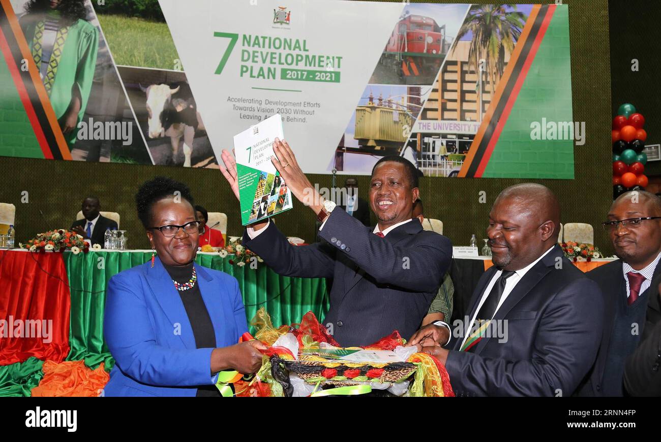 (170624) -- LUSAKA, June 24, 2017 -- Zambian President Edgar Lungu (C ...